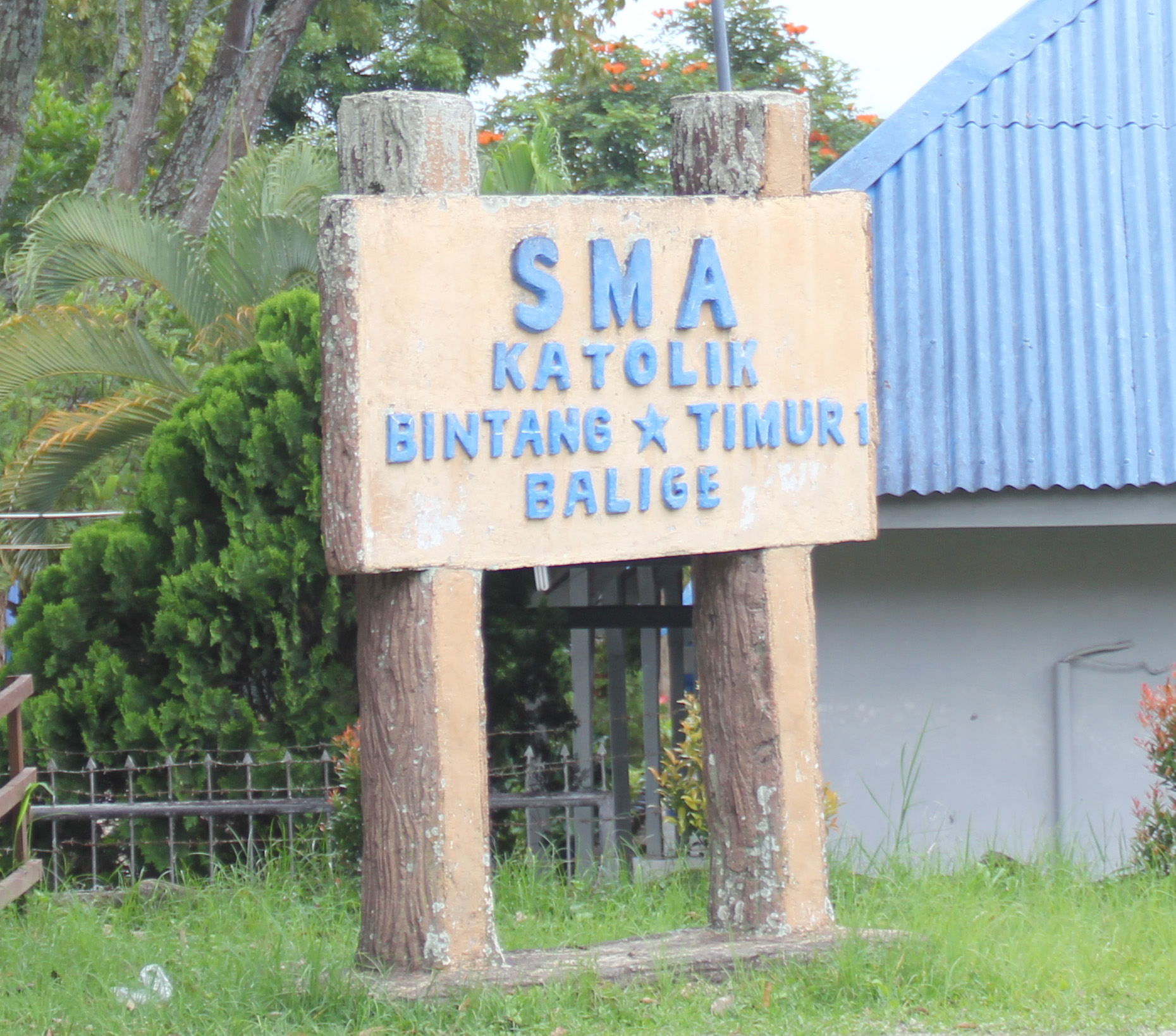 SMAS BINTANG TIMUR BALIGE - annibuku.com
