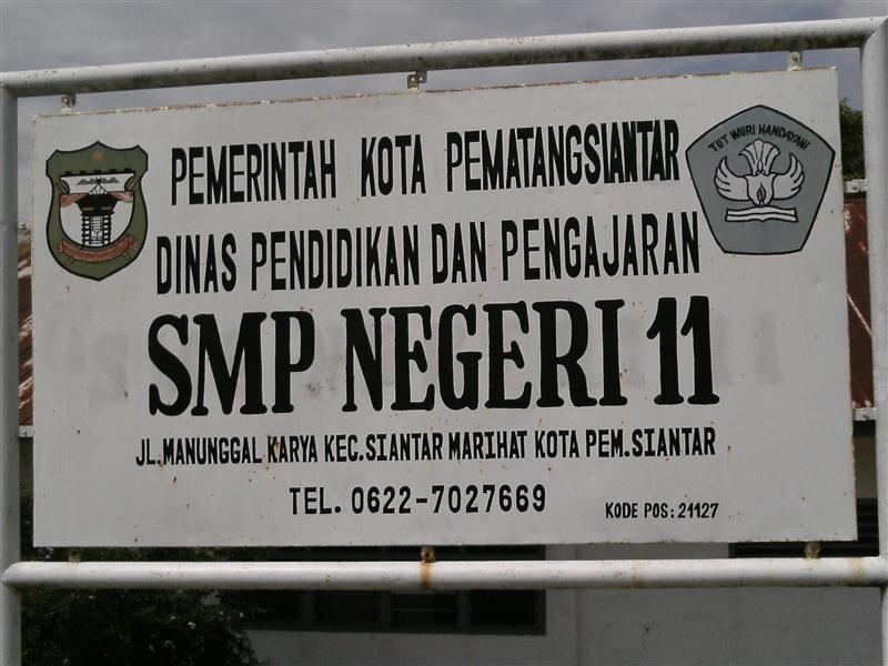 SMP NEGERI 11 PEMATANGSIANTAR - annibuku.com