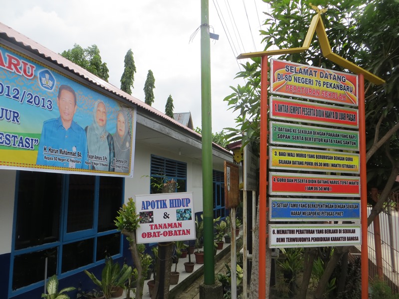 SD NEGERI 76 PEKANBARU - annibuku.com