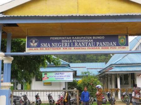 SMAN 1 RANTAU PANDAN - annibuku.com