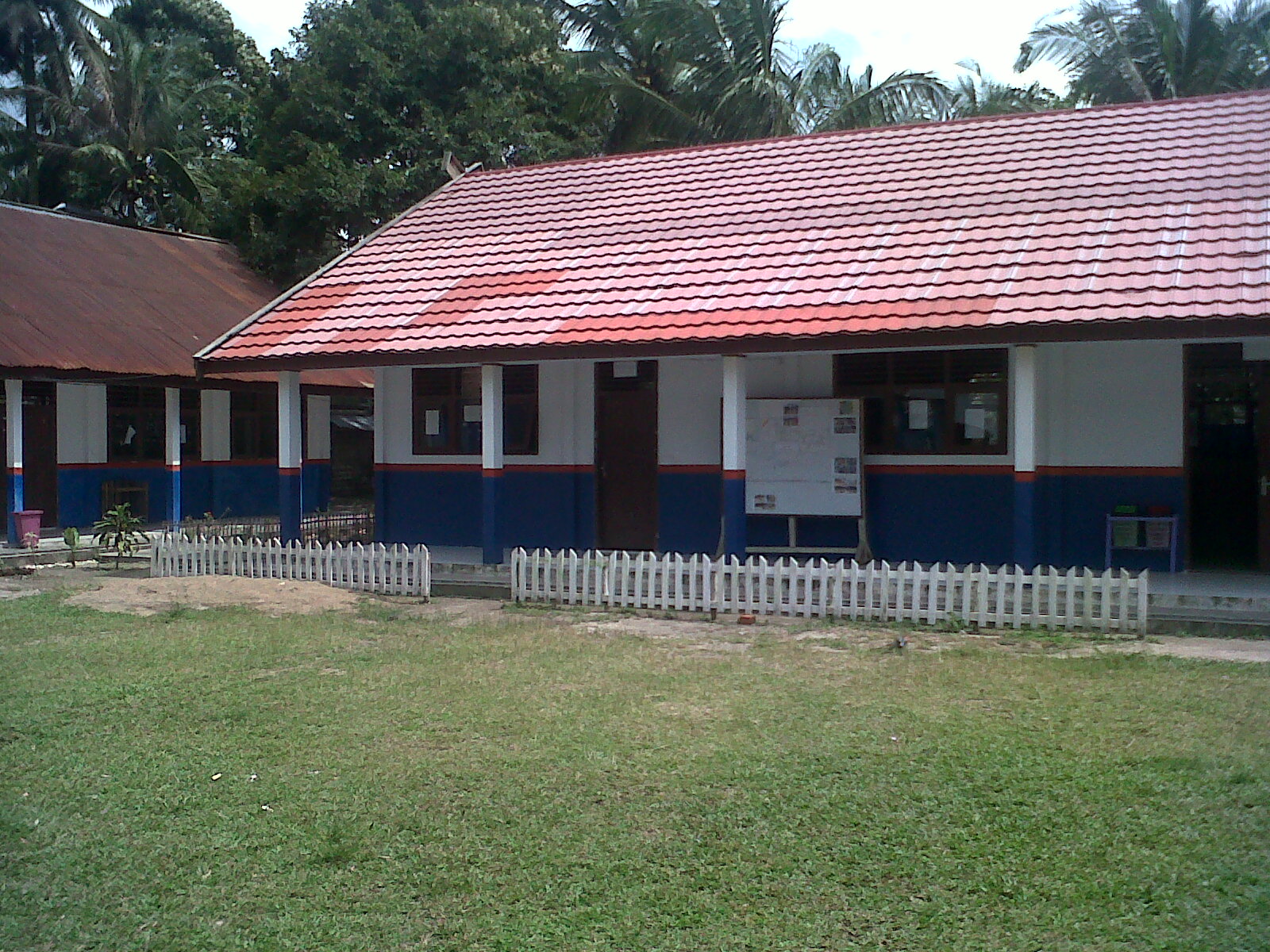 SMP NEGERI SATU ATAP TANJUNG PAUH - annibuku.com