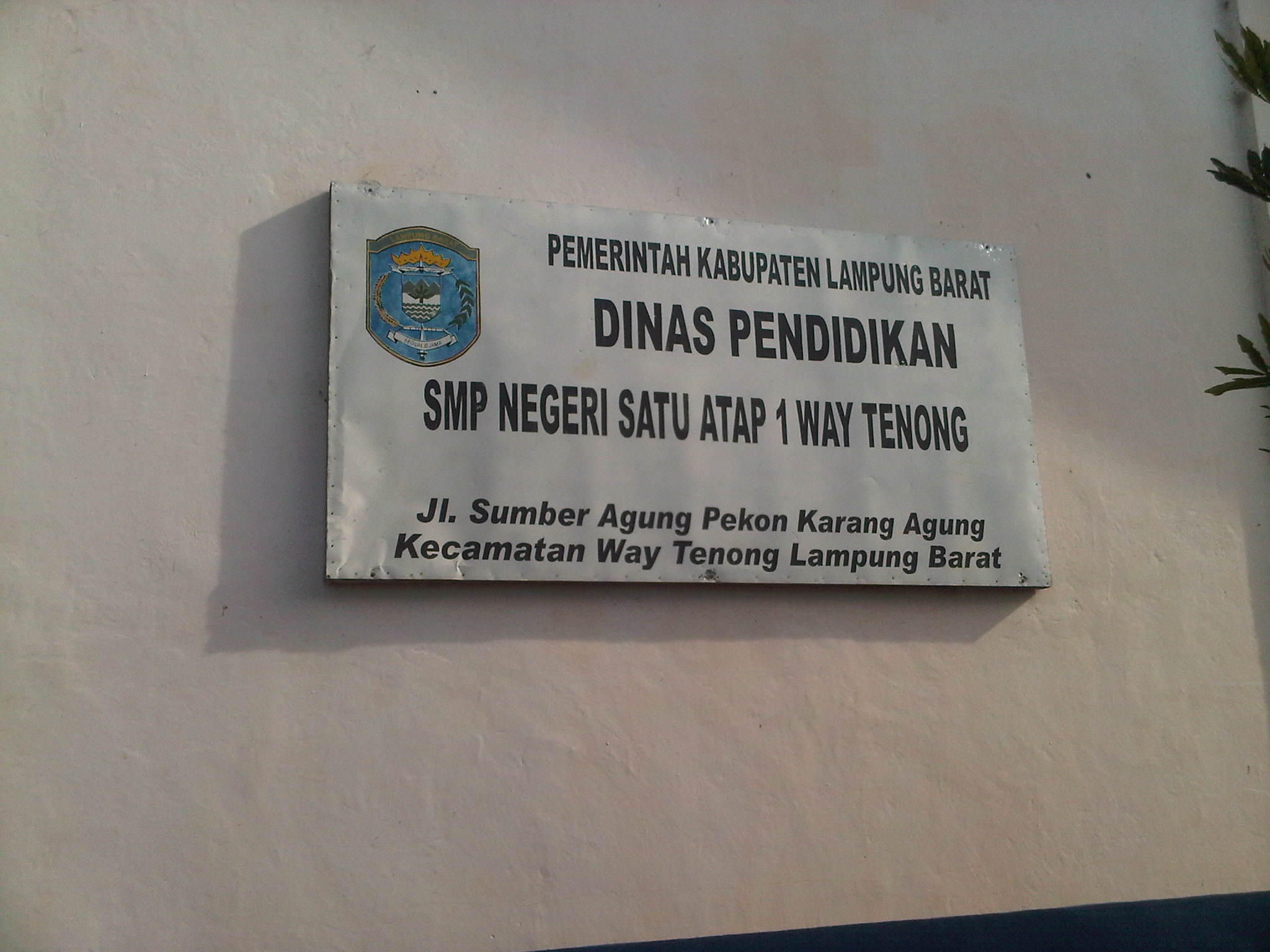 SMP NEGERI SATU ATAP 1 WAY TENONG - annibuku.com
