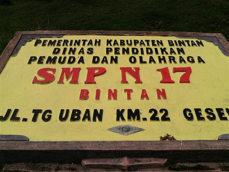 SMP NEGERI 17 BINTAN - annibuku.com