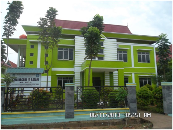 SMAN 15 BATAM - annibuku.com