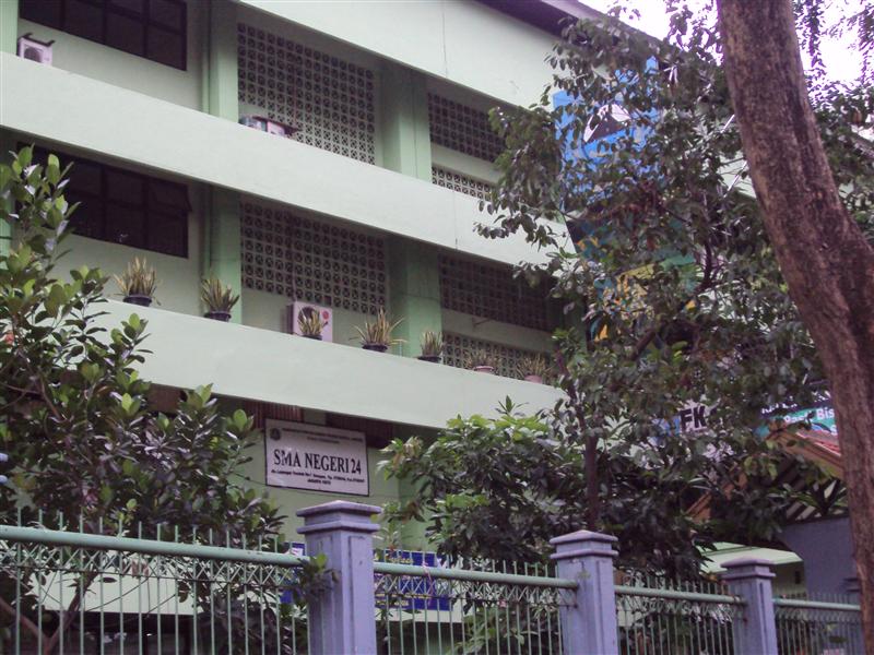 SMAN 24 JAKARTA - annibuku.com