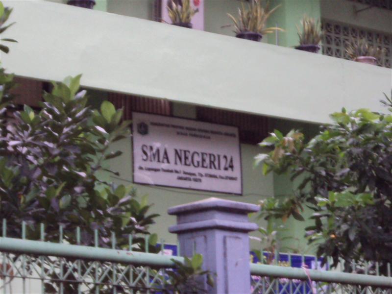 SMAN 24 JAKARTA - annibuku.com