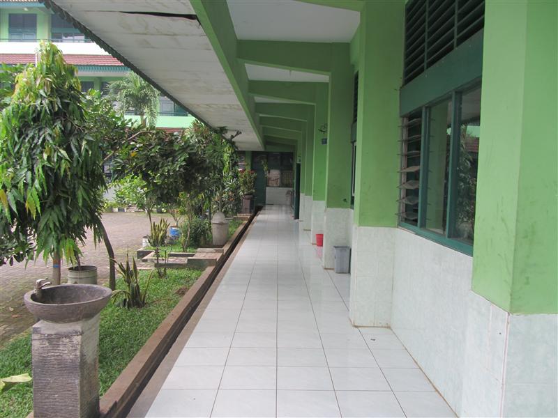 SMP Negeri 254 - annibuku.com