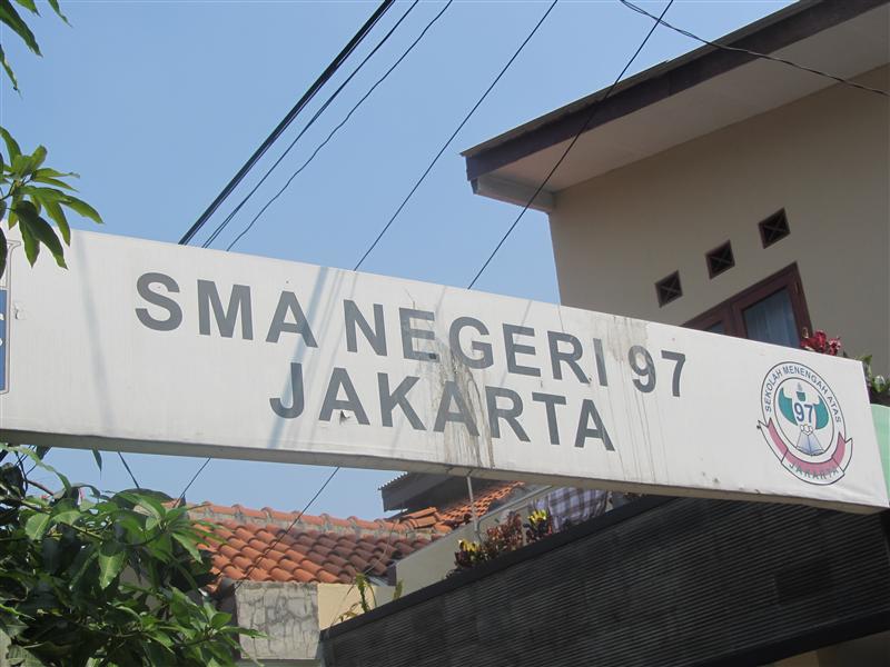 SMAN 97 JAKARTA - annibuku.com
