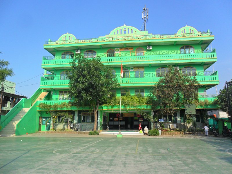 SD LABORATORIUM JAKARTA - annibuku.com