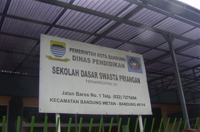 SD PRIANGAN - annibuku.com