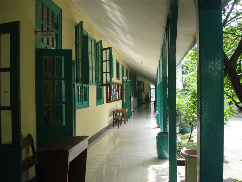 SMP NEGERI 4 BOGOR - annibuku.com