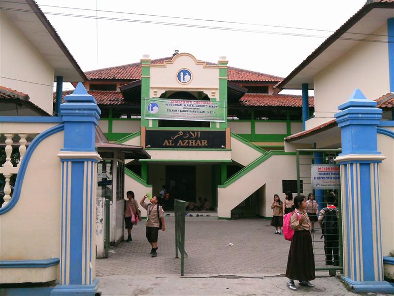 SMP ISLAM AL-AZHAR 5 CIREBON - annibuku.com