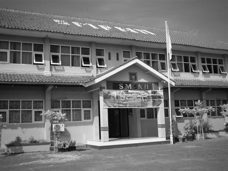 SMP NEGERI 11 KOTA CIREBON - annibuku.com