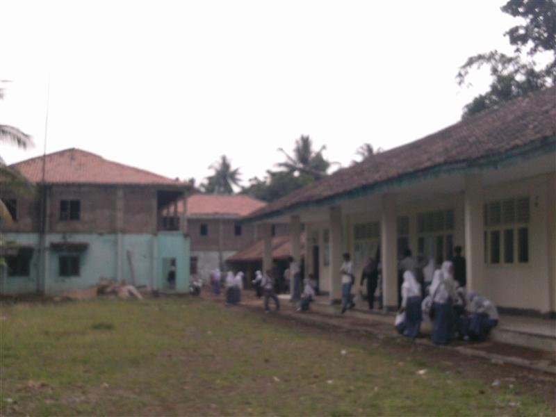 SMAS AL AZHAR - annibuku.com
