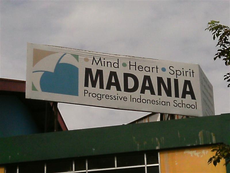 SMP MADANIA - annibuku.com