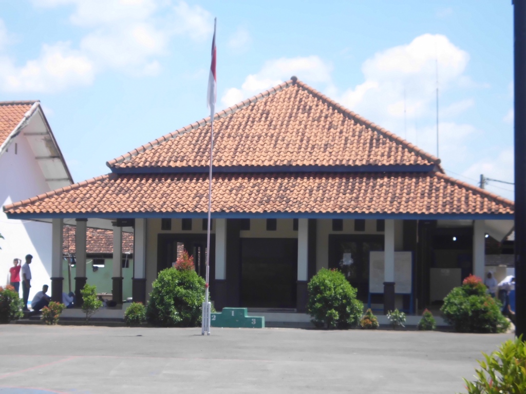 SMP MUHAMMADIYAH SUBANG - annibuku.com
