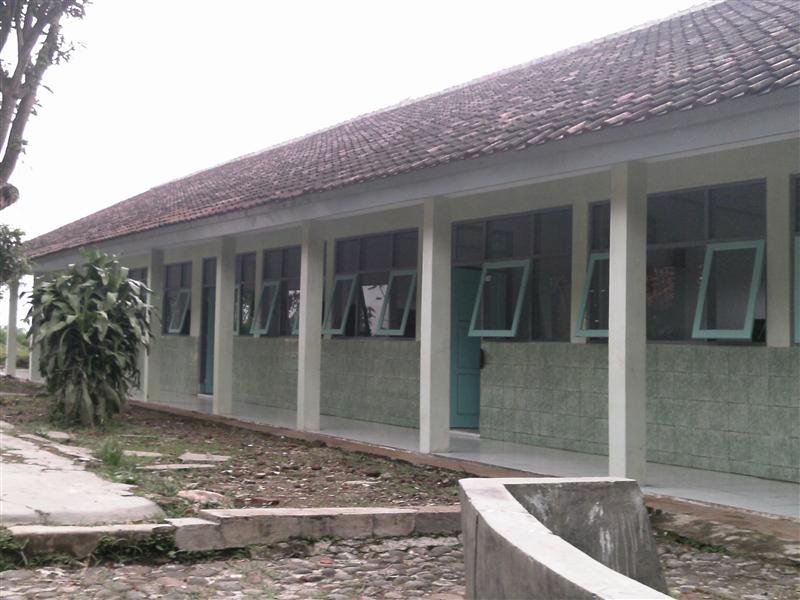 SMP NEGERI 5 SUBANG - annibuku.com
