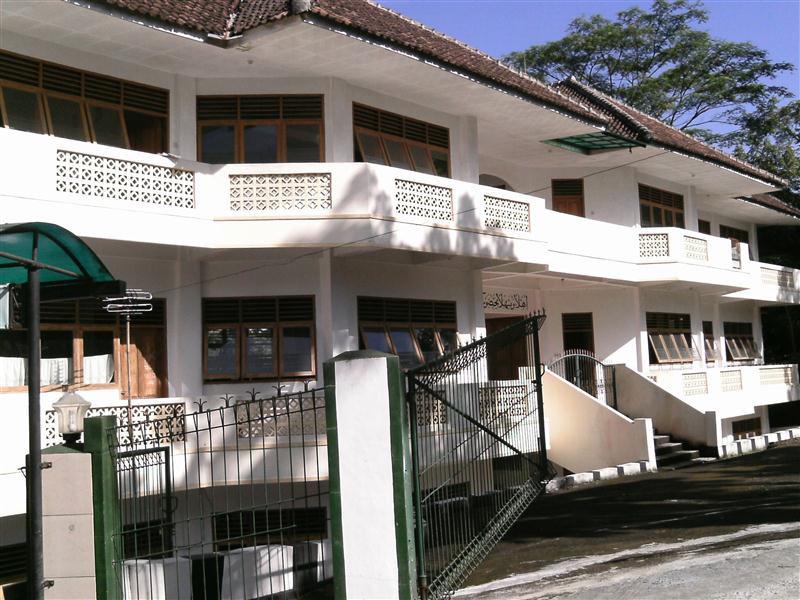 SMP TERPADU AL AMIN - annibuku.com