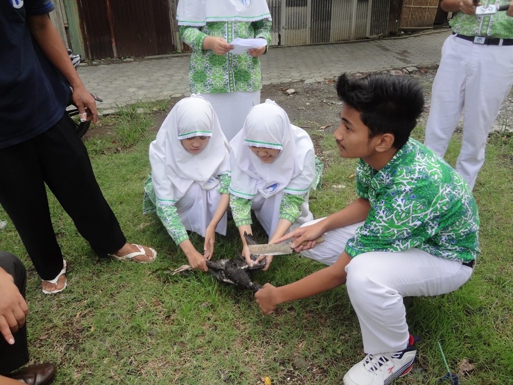 SMP ISLAM AL AZHAR 15 CILACAP - annibuku.com