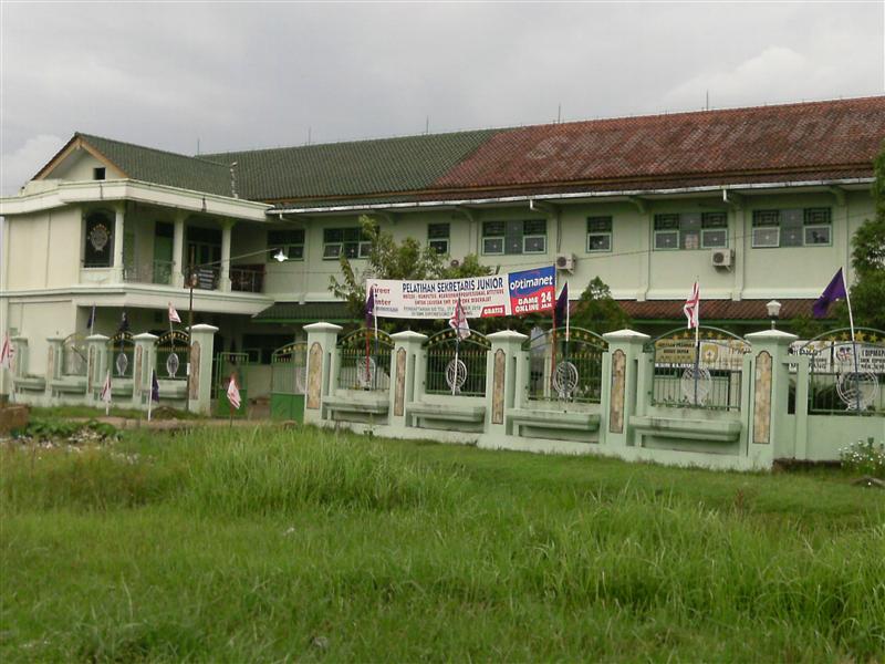SMK DIPONEGORO MAJENANG - annibuku.com