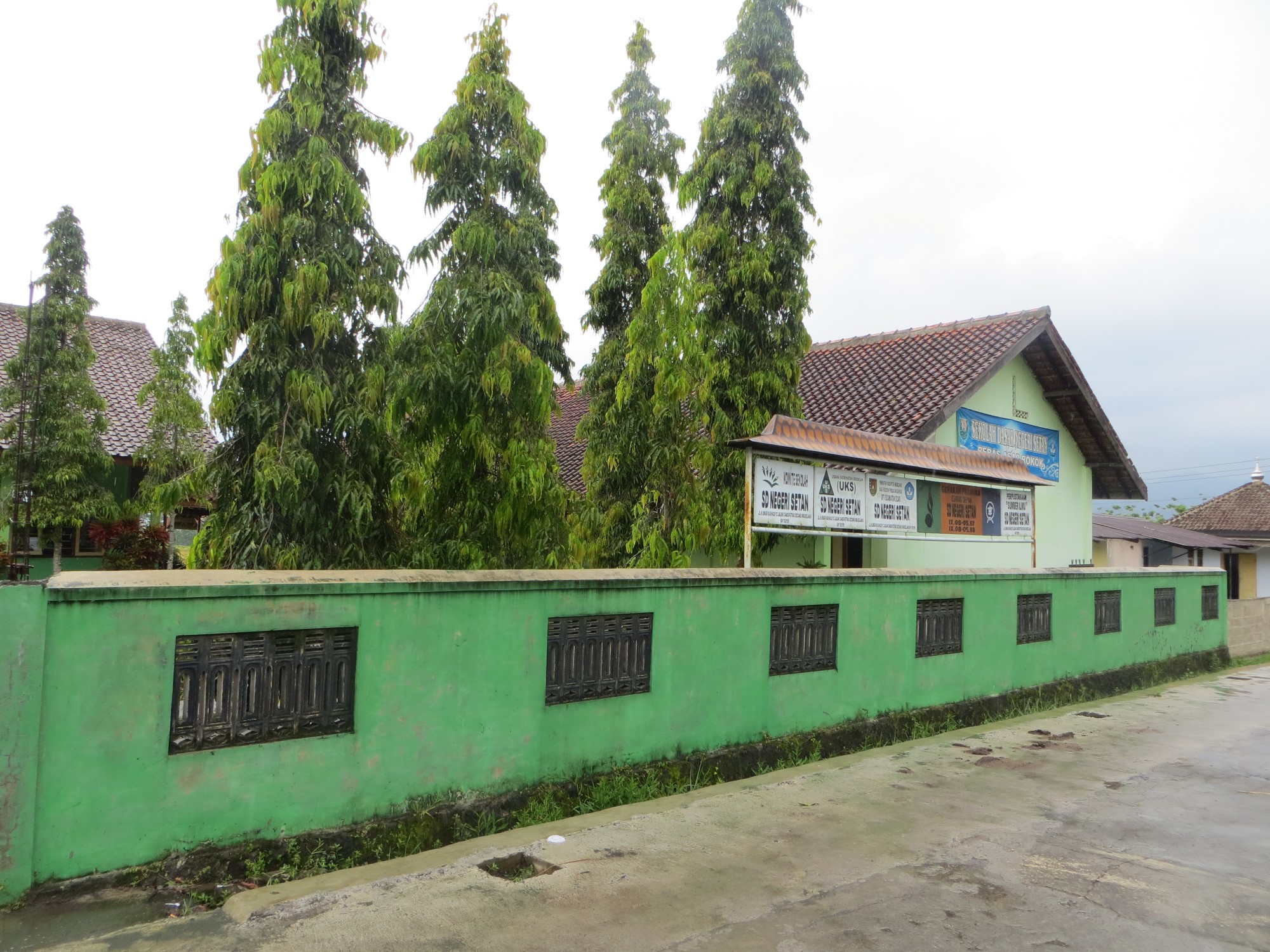 SD NEGERI SETAN - annibuku.com