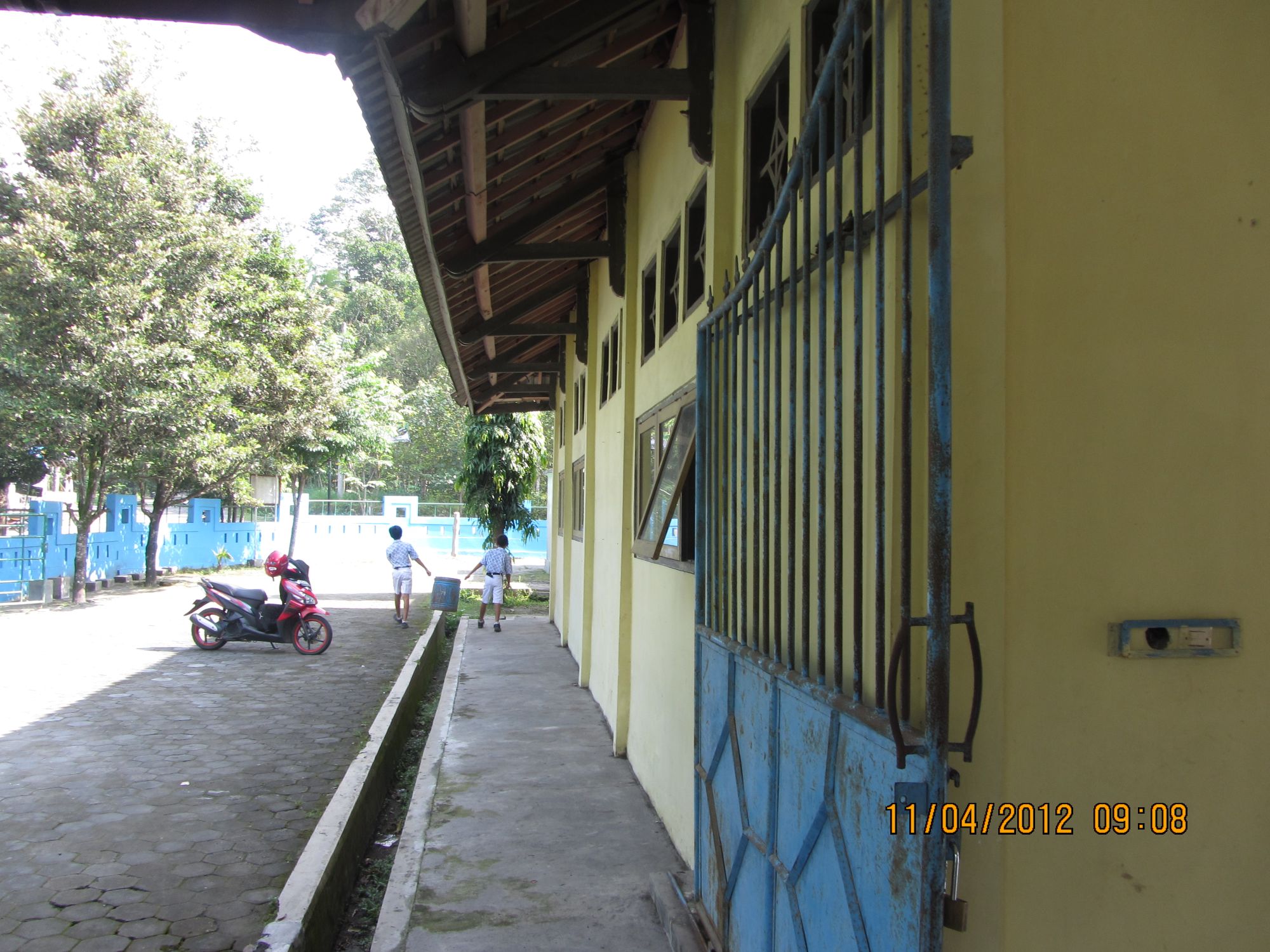 Smp Negeri 2 Karangnongko Annibuku