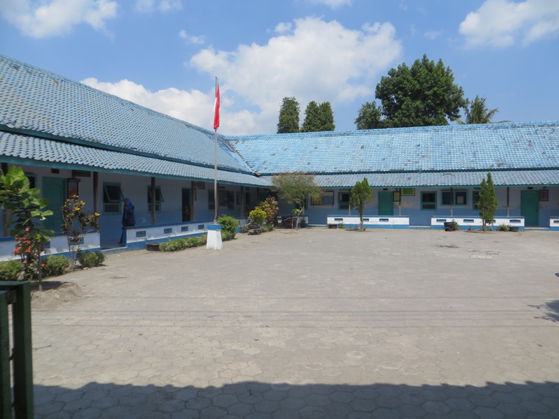 SD NEGERI 1 DANGURAN - annibuku.com