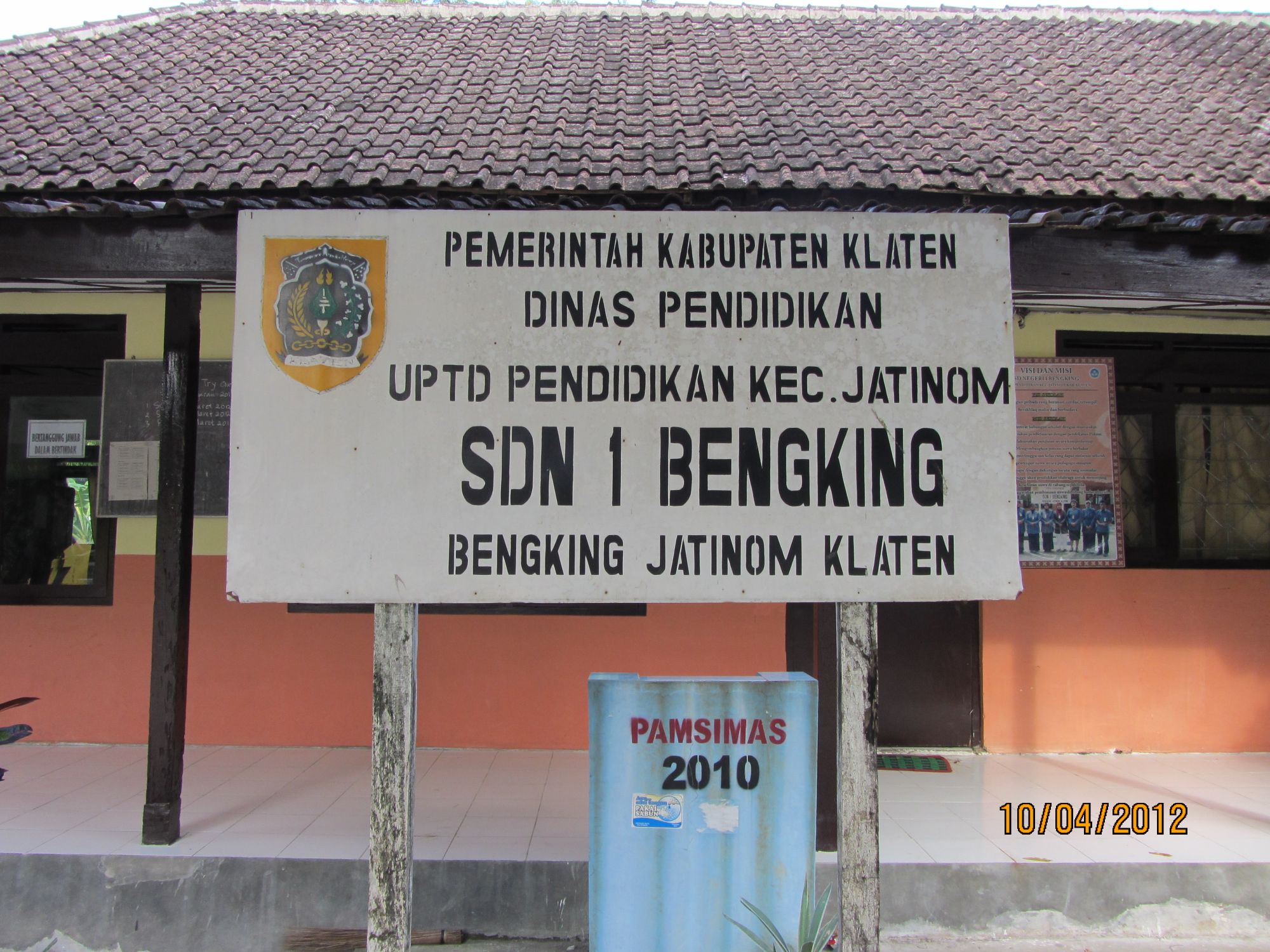 SD NEGERI 1 BENGKING - annibuku.com