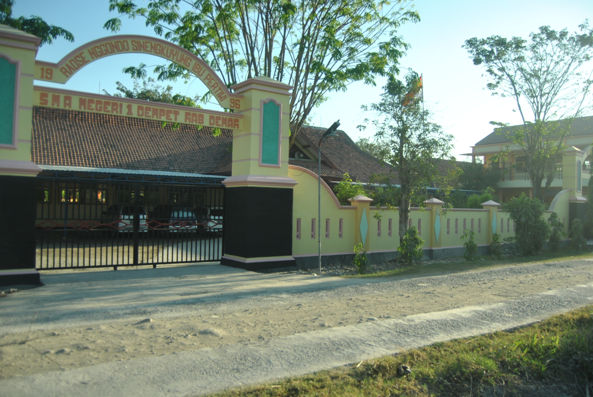 SMAN 1 DEMPET - annibuku.com