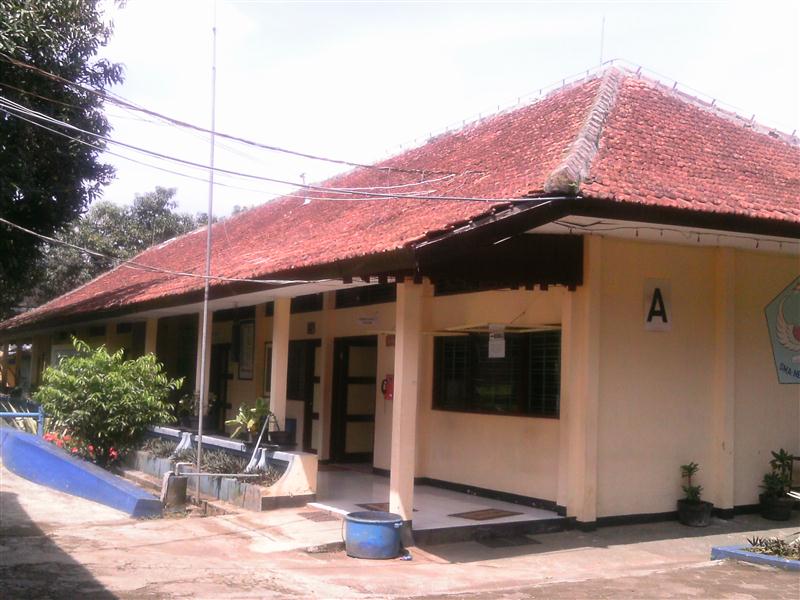 SMAN 1 BOJA - annibuku.com