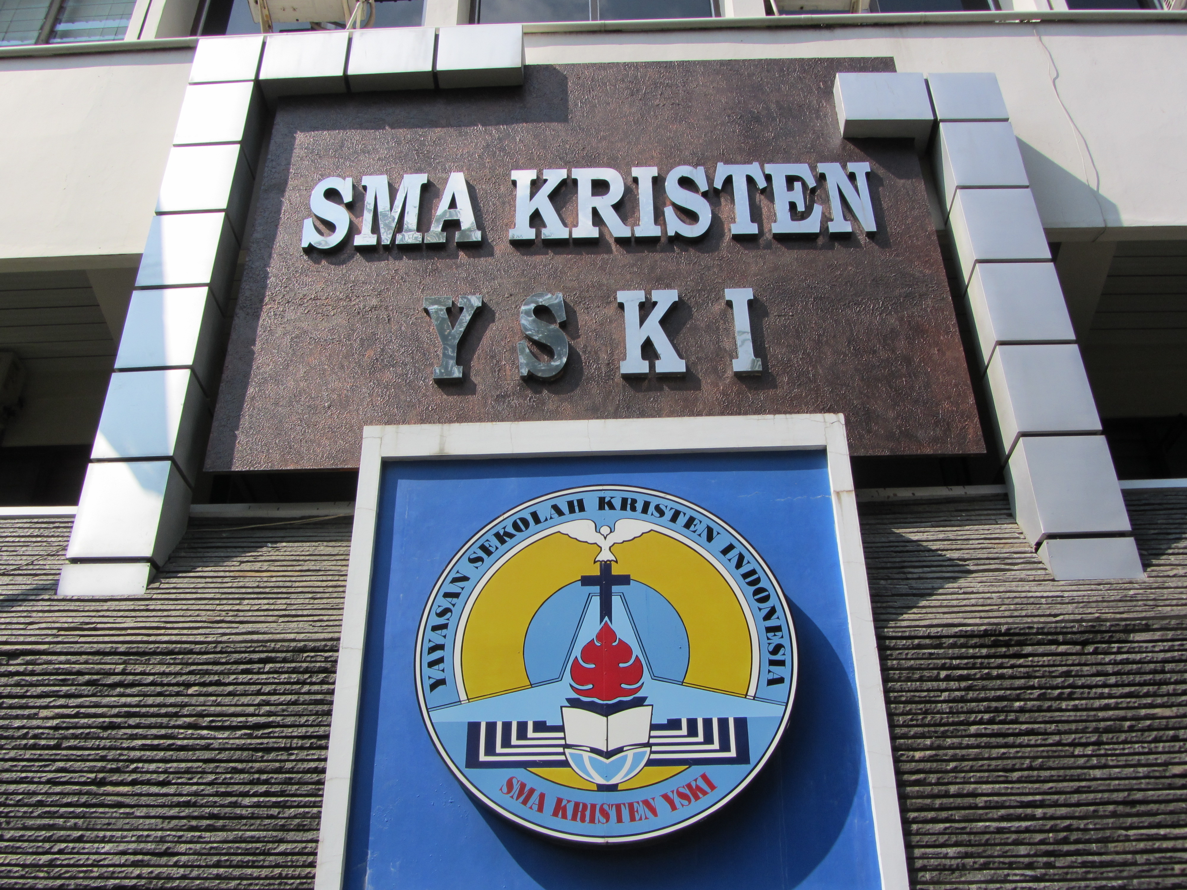 SMA KRISTEN YSKI - annibuku.com