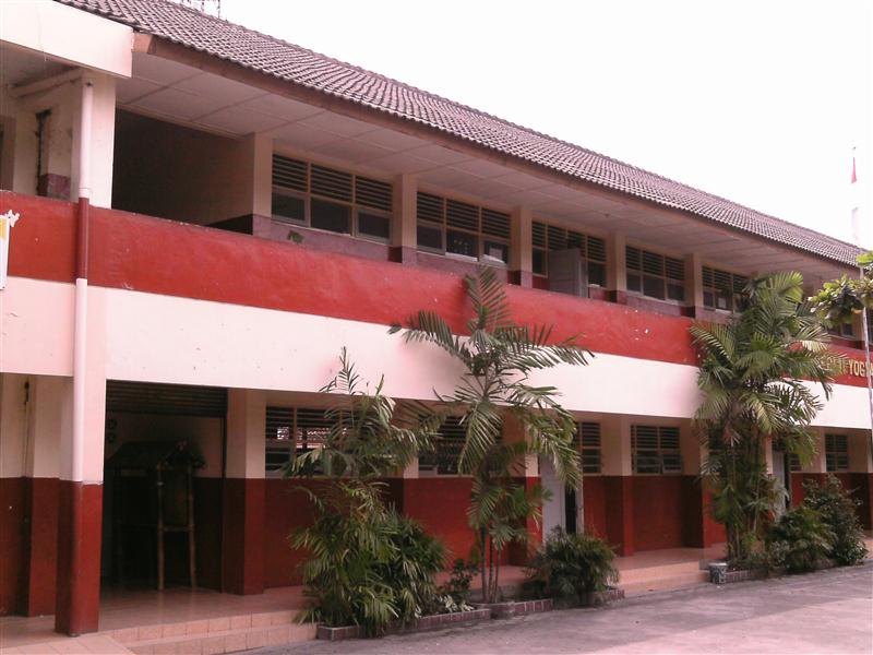 SMP NEGERI 11 YOGYAKARTA - annibuku.com