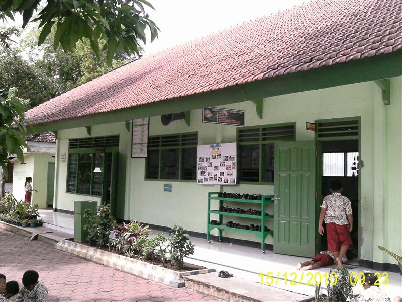 SDN KEMBANGRINGGIT 3 - annibuku.com