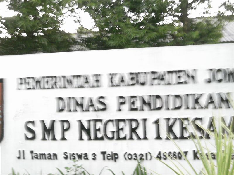 SMP NEGERI 1 KESAMBEN - annibuku.com