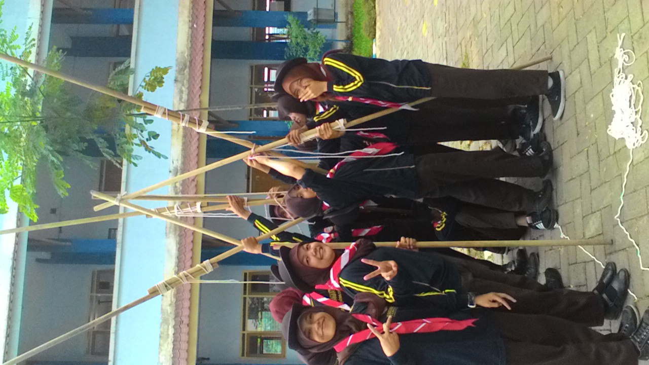 SMKS BRANTAS KARANGKATES - annibuku.com