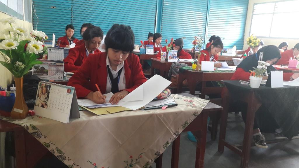 SMKS PAWIYATAN SURABAYA - annibuku.com