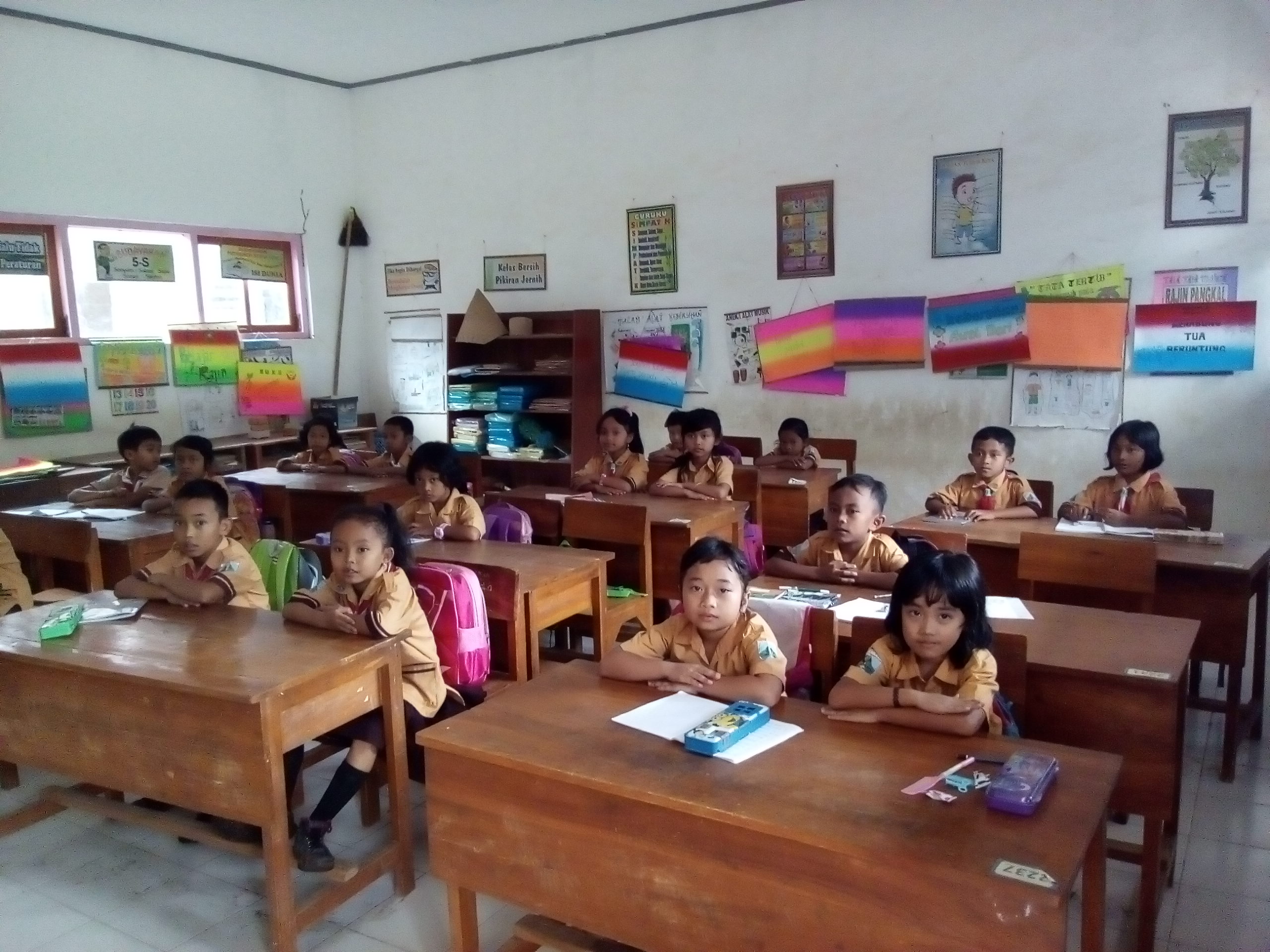 SD NEGERI 1 JOHO - annibuku.com
