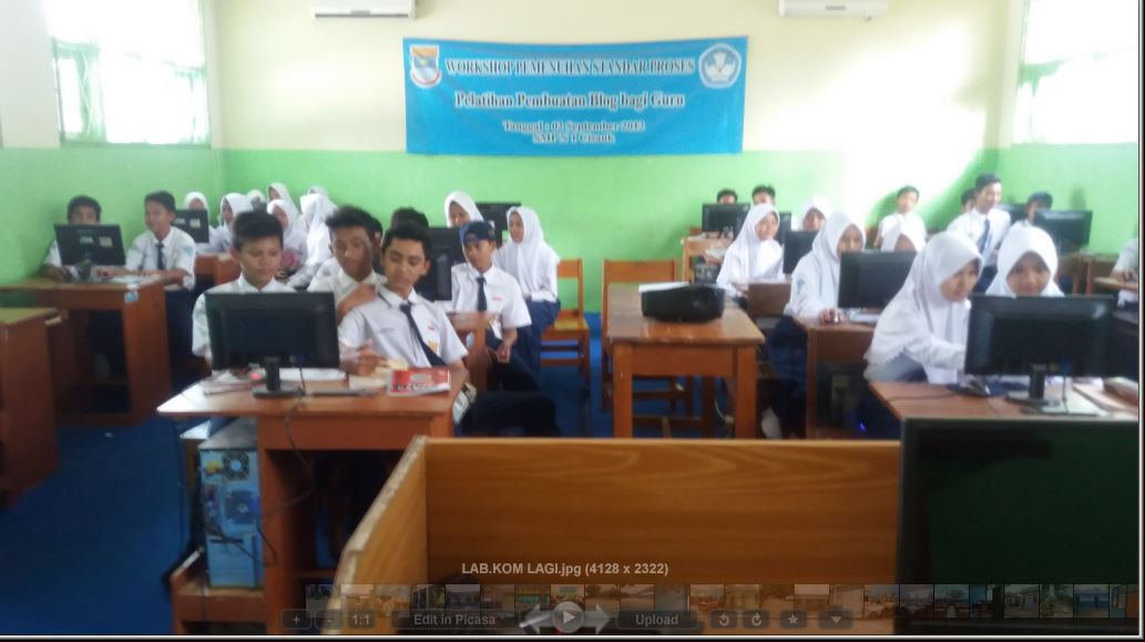 SMP NEGERI 1 CISAUK - annibuku.com