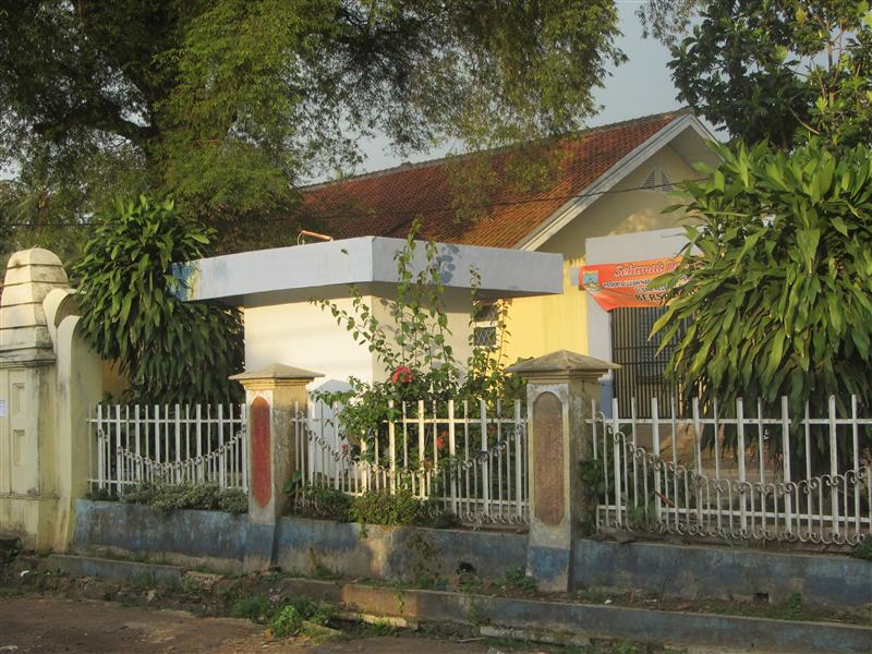 SMAN 1 CIOMAS - annibuku.com