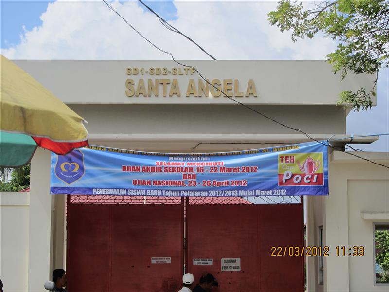 SD SANTA ANGELA II - annibuku.com