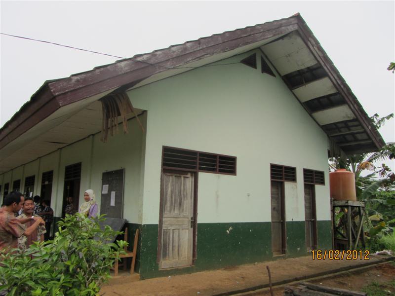 SMP NEGERI 2 BATU ENGAU - annibuku.com