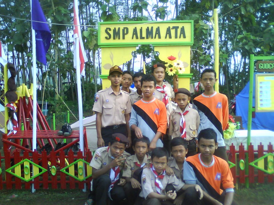 SMP ALMA ATA - annibuku.com