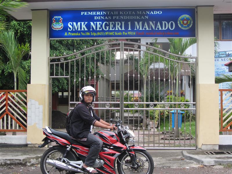 SMKN 1 MANADO - annibuku.com