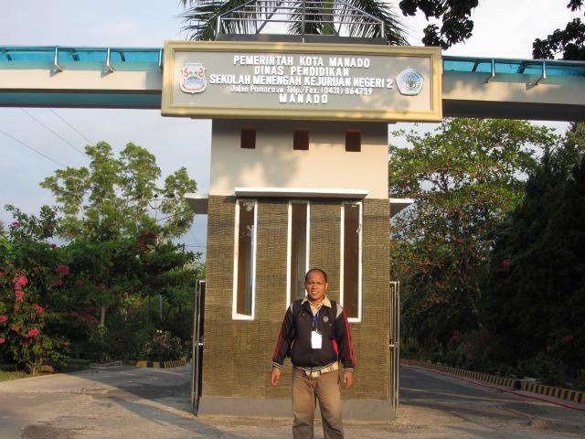 SMKN 2 MANADO - annibuku.com
