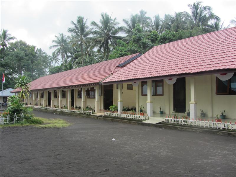 SMP NEGERI SATU ATAP KLABAT - annibuku.com