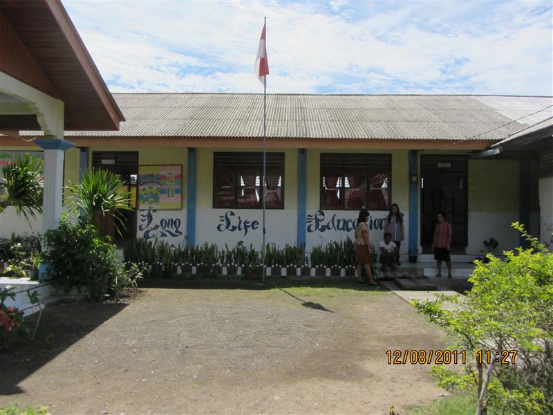 SMP NEGERI 13 SATAP BITUNG - annibuku.com