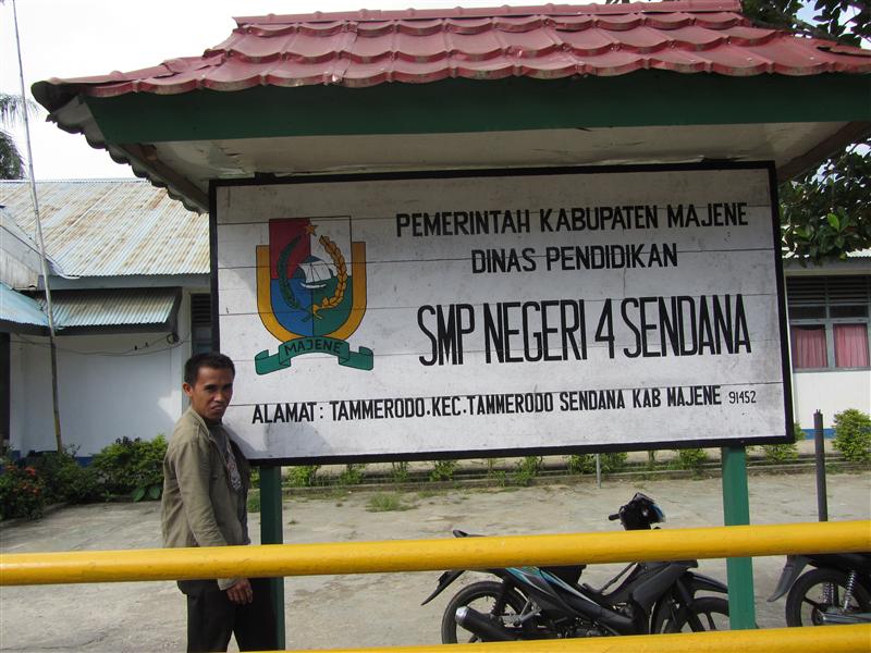 SMP NEGERI 4 SENDANA - annibuku.com