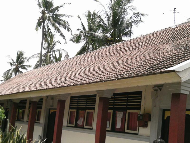 SMP NEGERI SATU ATAP BESAKIH - annibuku.com