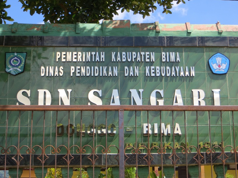 SD NEGERI SANGARI - annibuku.com