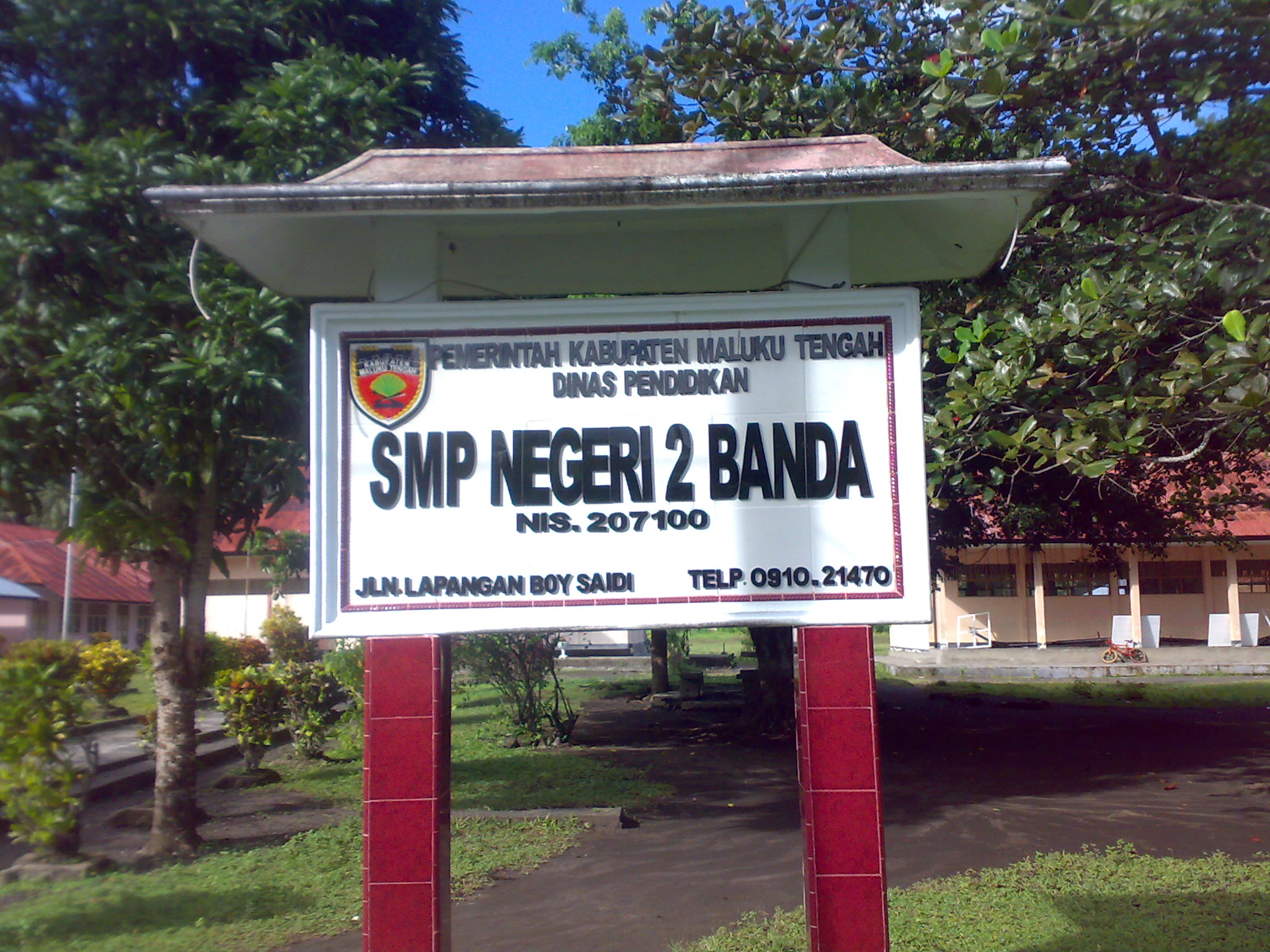 SMP NEGERI 2 BANDA - annibuku.com